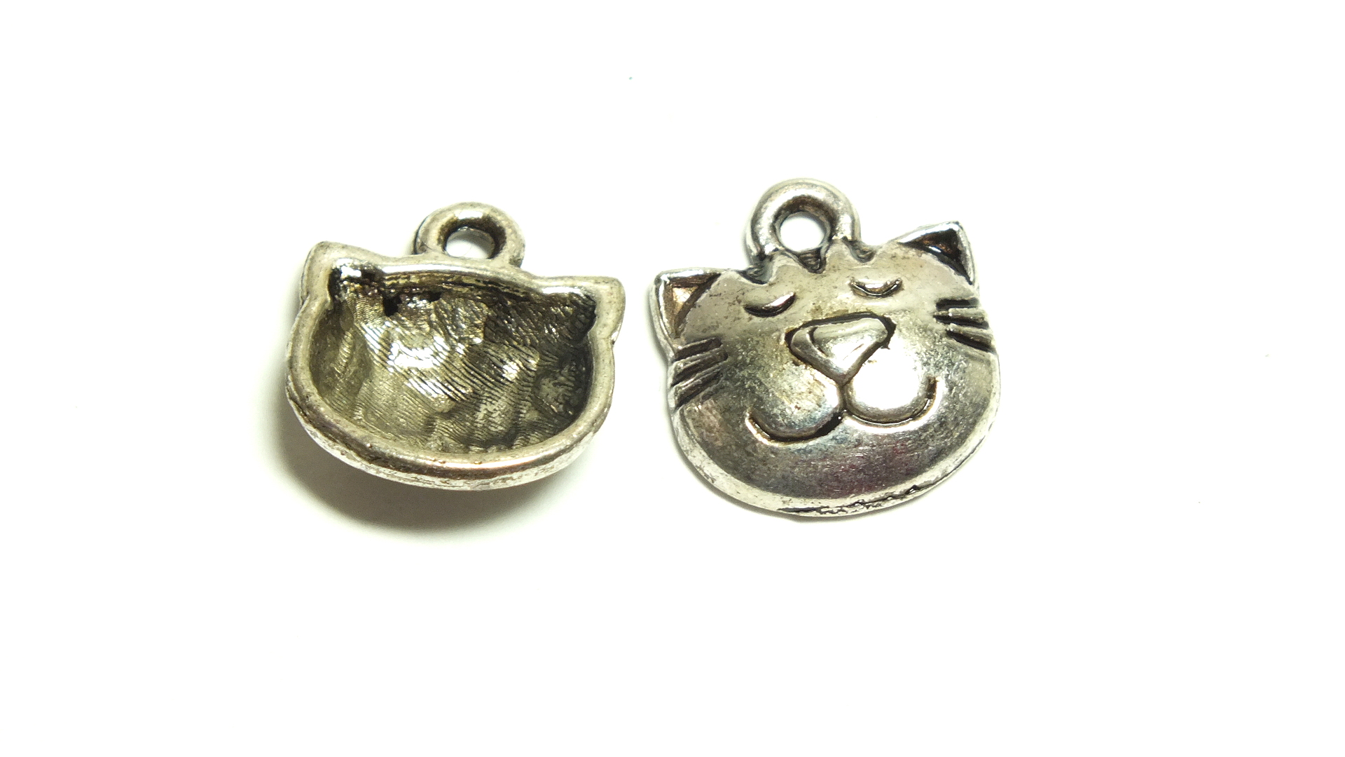 Silver Metal Cat Charm 13x14x4 – The Beadster